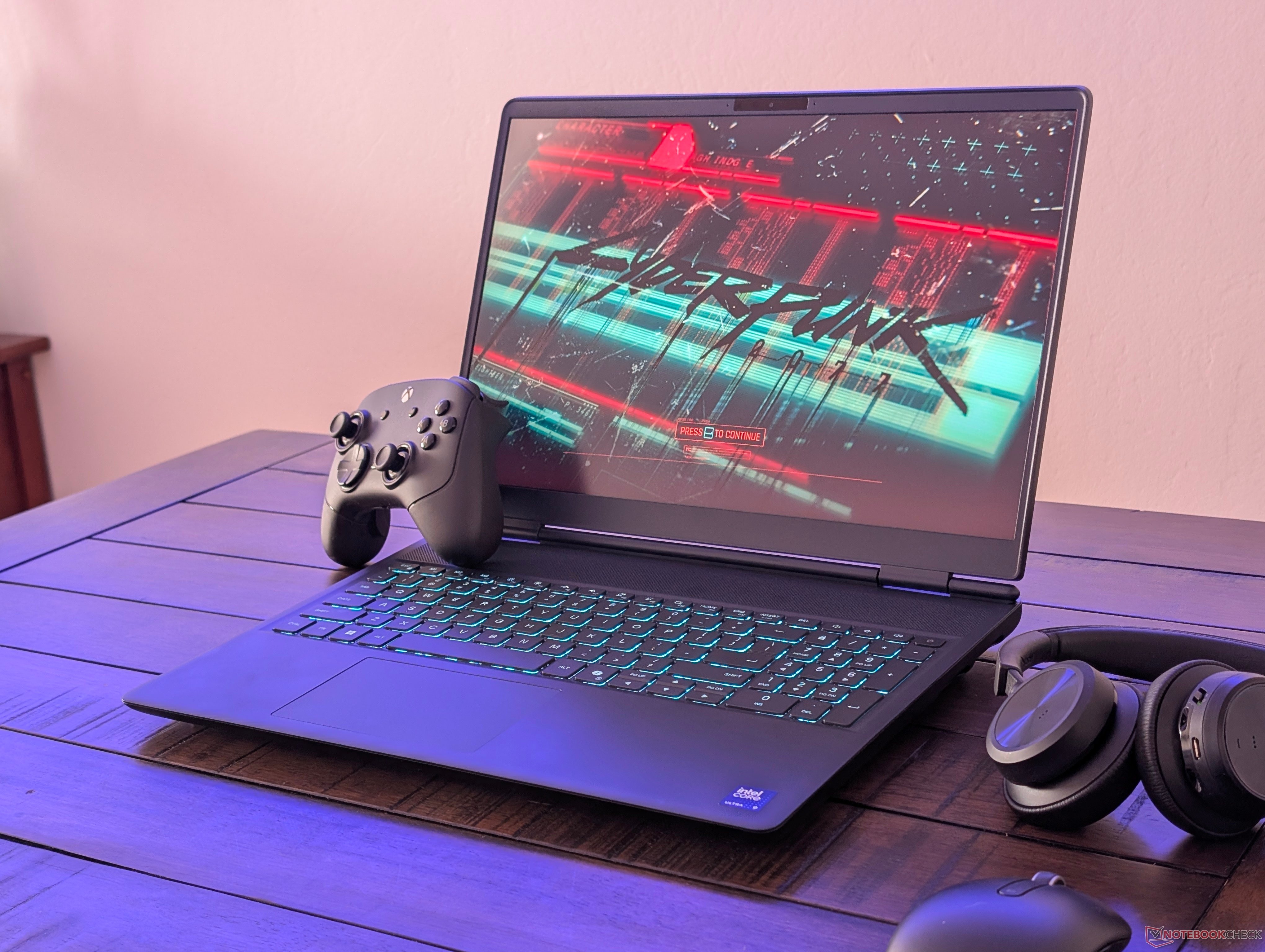 Alienware 16X Aurora 评测：兼顾高端制造与中端 GPU - Notebookcheck