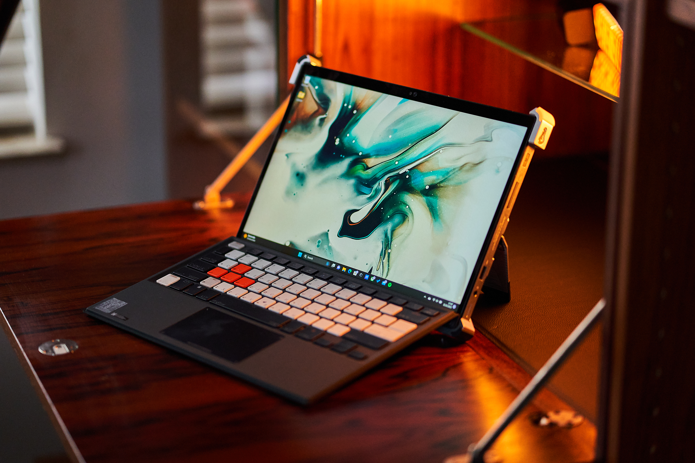 华硕ROG Flow Z13 ACRNM评测--带RTX 4070的游戏可转换笔记本电脑 - Notebookcheck