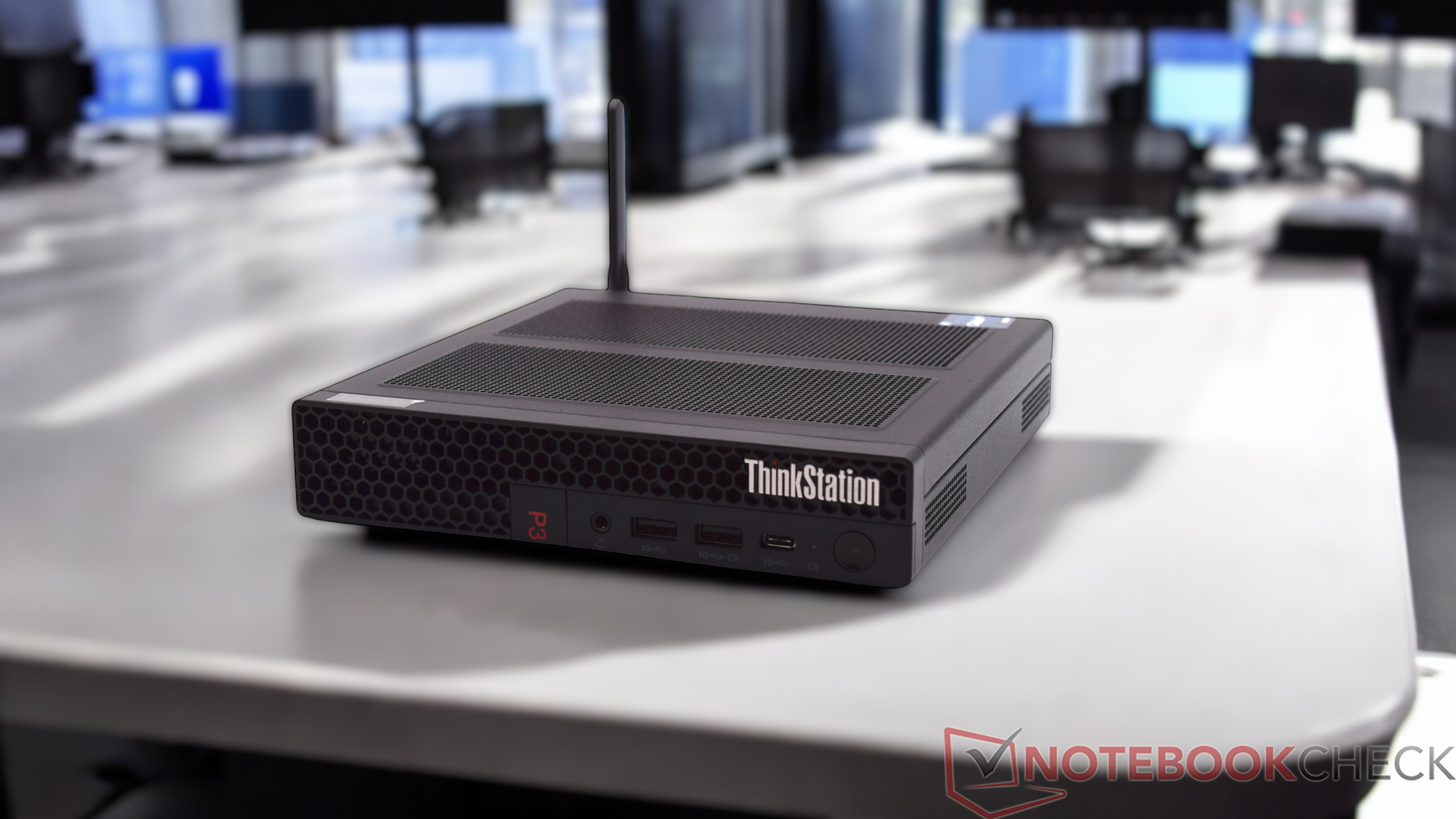 联想 ThinkStation P3 Tiny 评论：配备英特尔酷睿 i9-14900、64 GB 内存和 Nvidia T1000 的迷你 ...
