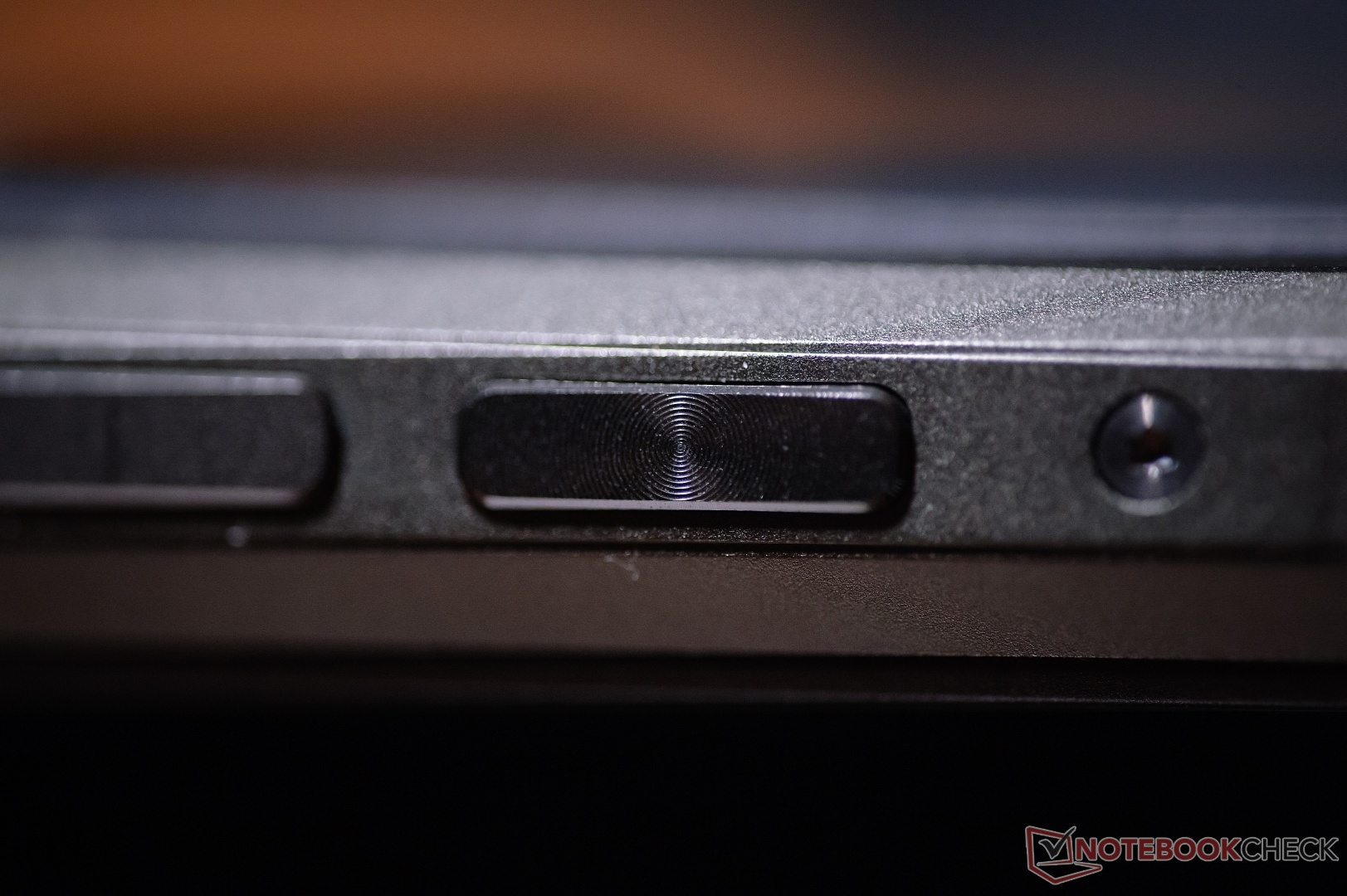 Doogee S98 Pro上手。S98配备了热像仪，失去了副显示屏 - Notebookcheck