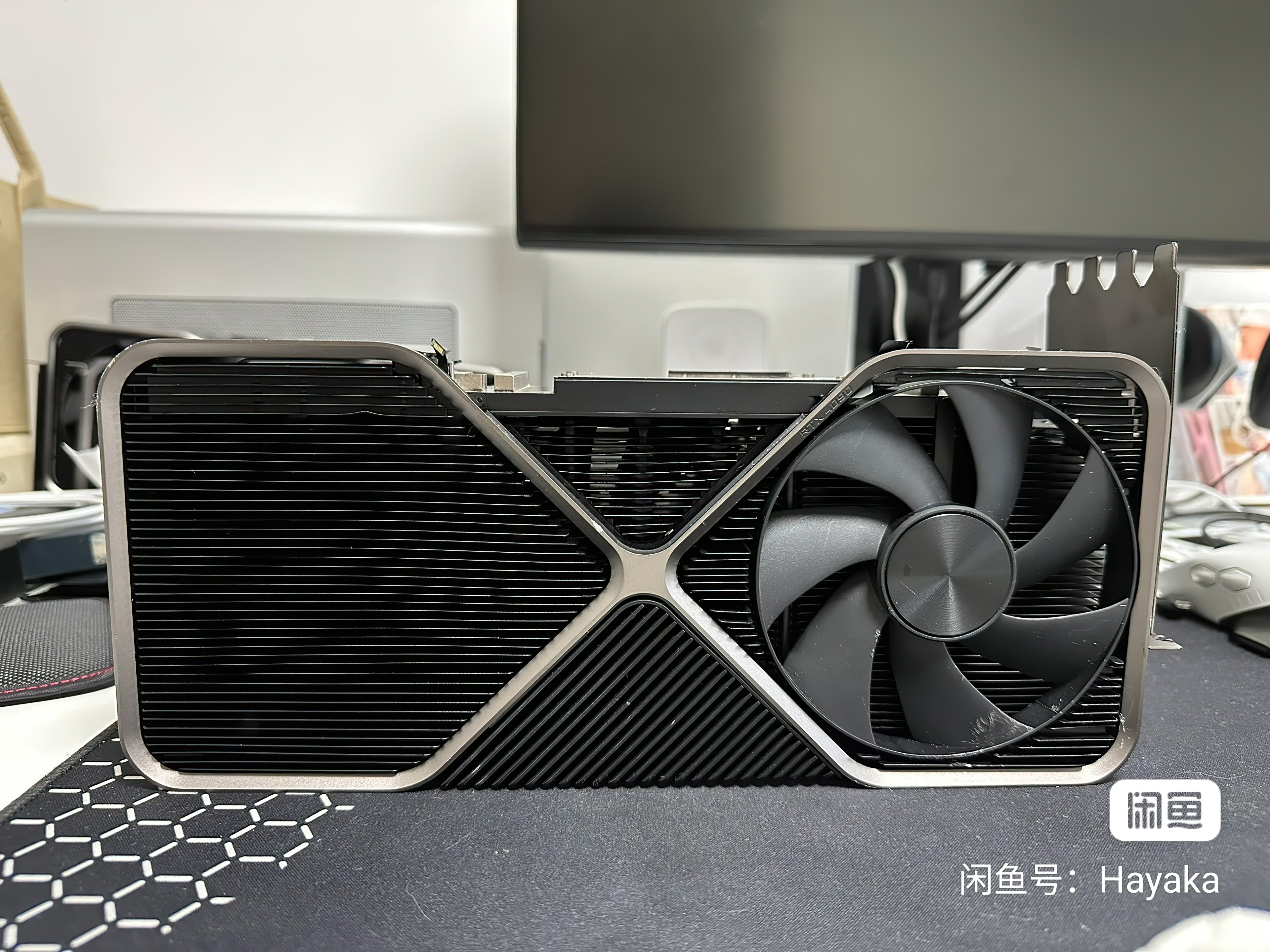 Nvidia Titan Ada图像再次出现，带有巨大的冷却器和独特的PCB设计 - Notebookcheck-cn.com News