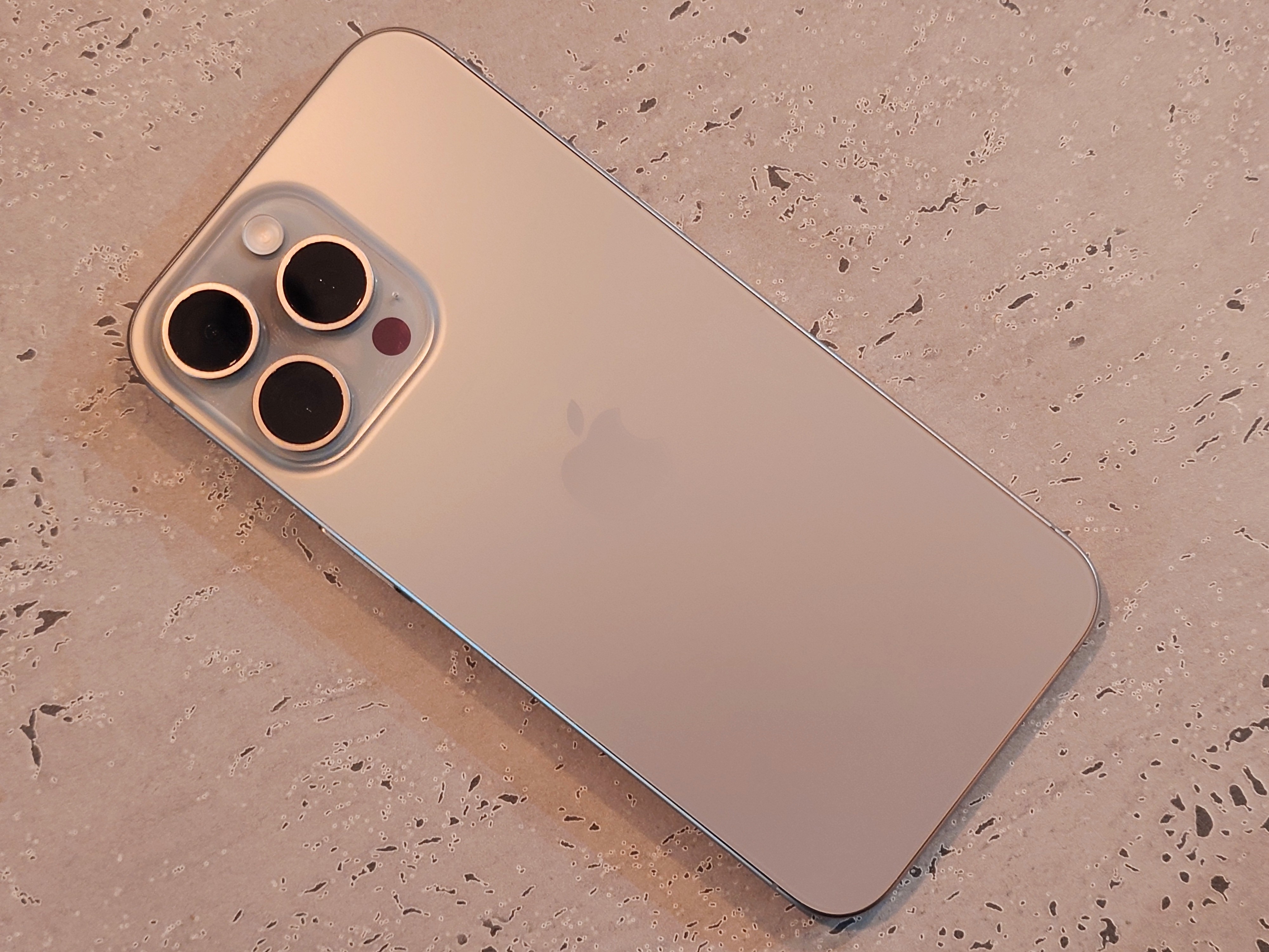 得益于Apple 研究人员，iPhone 上的生成式人工智能又近了一步 - Notebookcheck-cn.com News