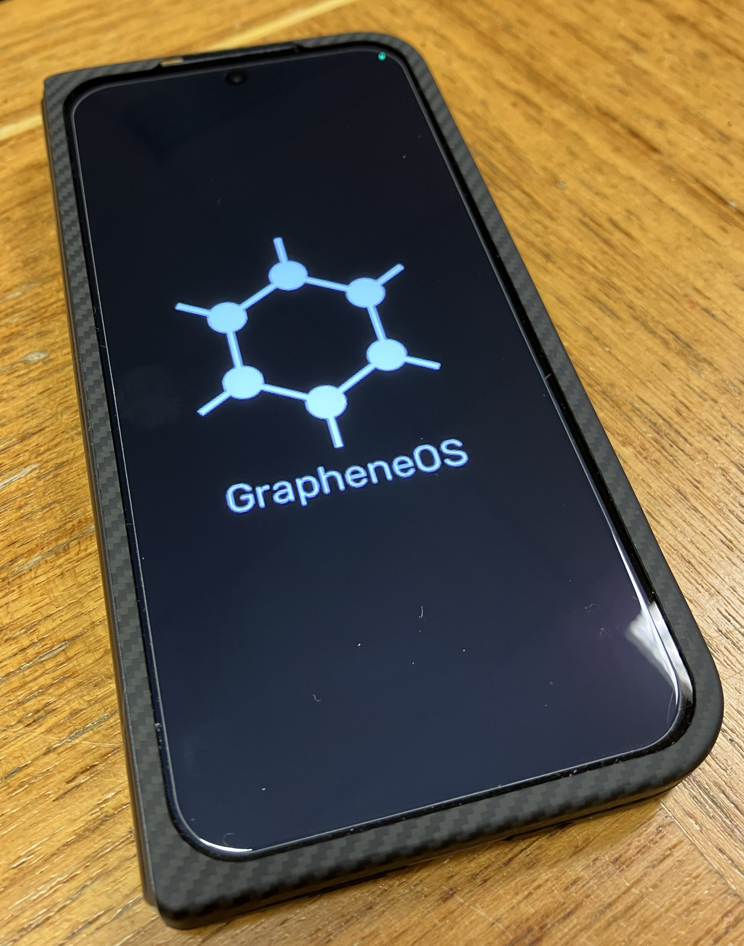 上手体验：GrapheneOS 为 Pixel 10 系列发布稳定且功能实用的 "实验 "版本 - Notebookcheck-cn.com News