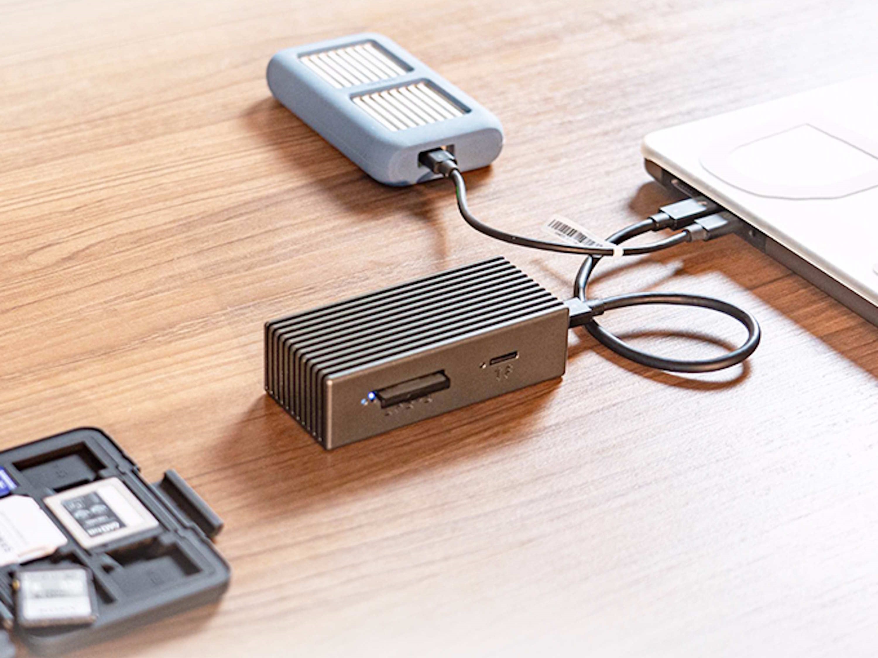 MagicLink据称是速度最快的多卡读写器，速度高达 2,790 MB/s - Notebookcheck-cn.com News