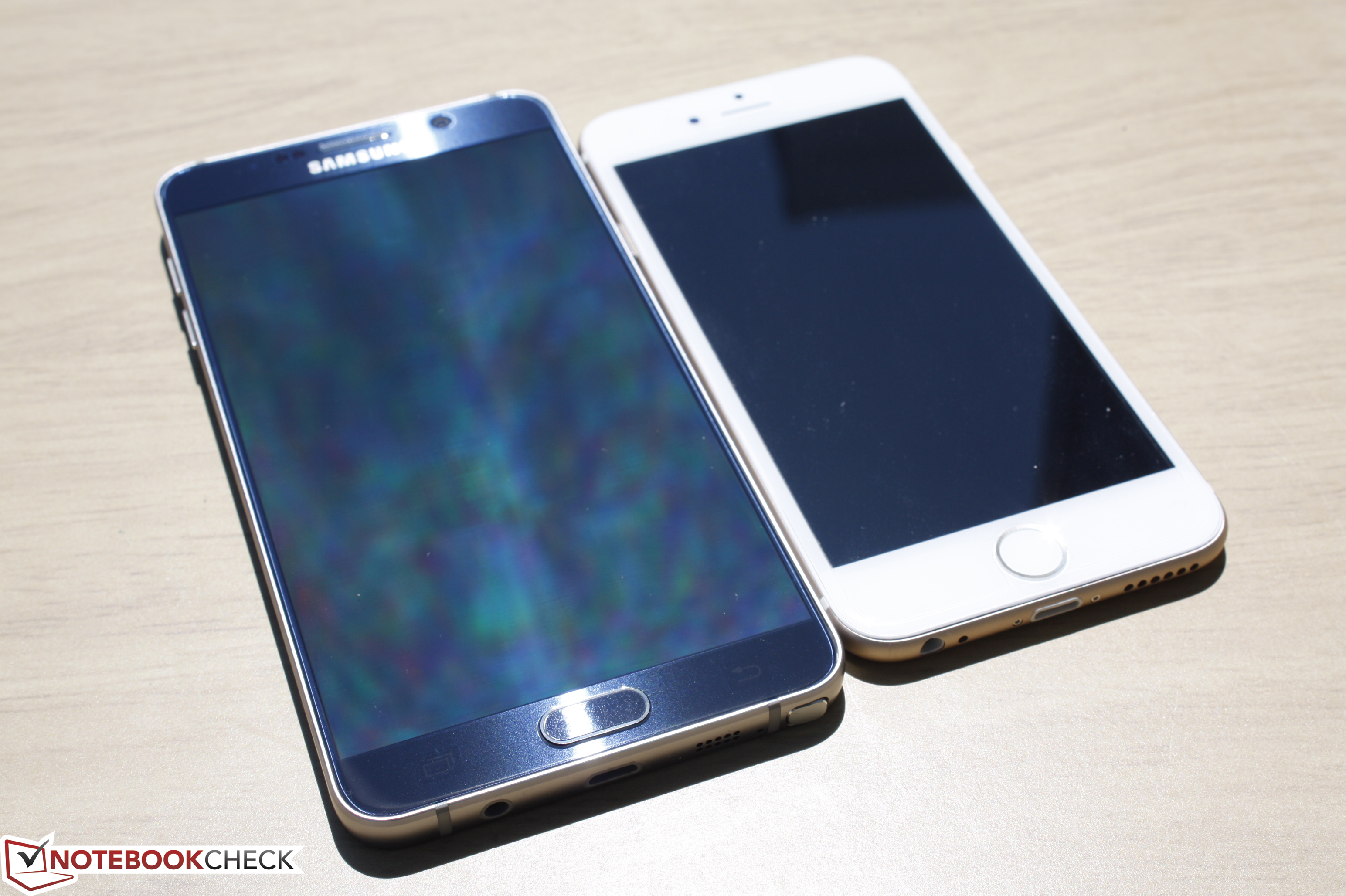 三星 Galaxy Note 5 (SM-N920A) 智能手机简短评测 - Notebookcheck