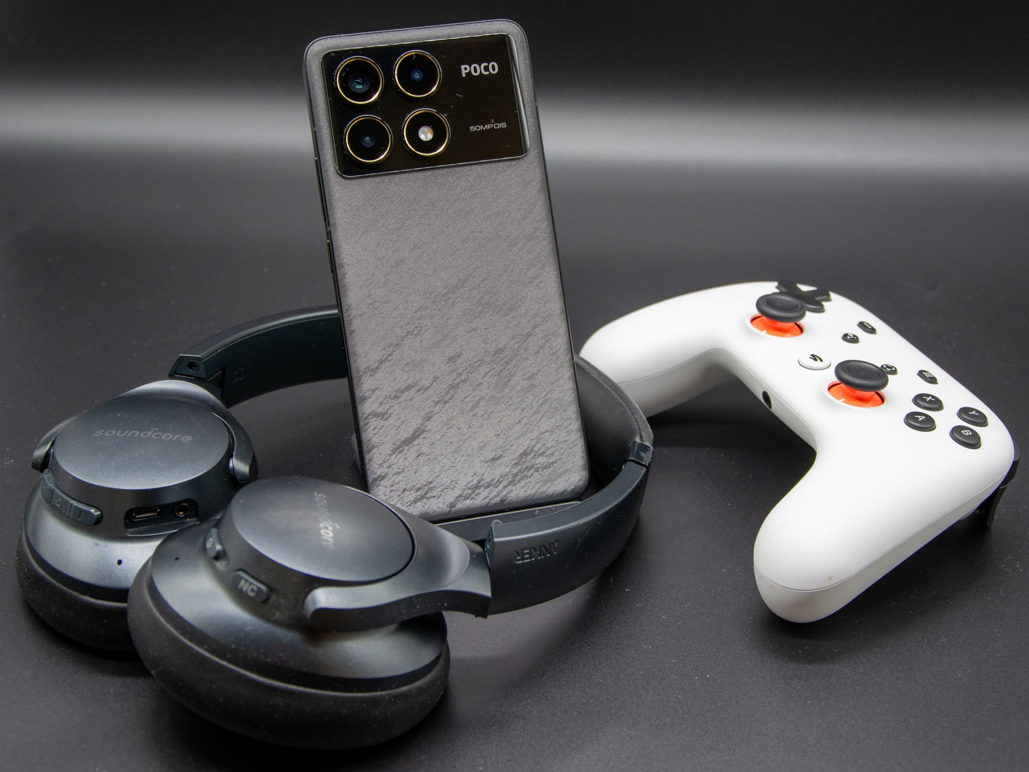 小米 Poco F6 Pro 智能手机评测--不止于游戏 - Notebookcheck