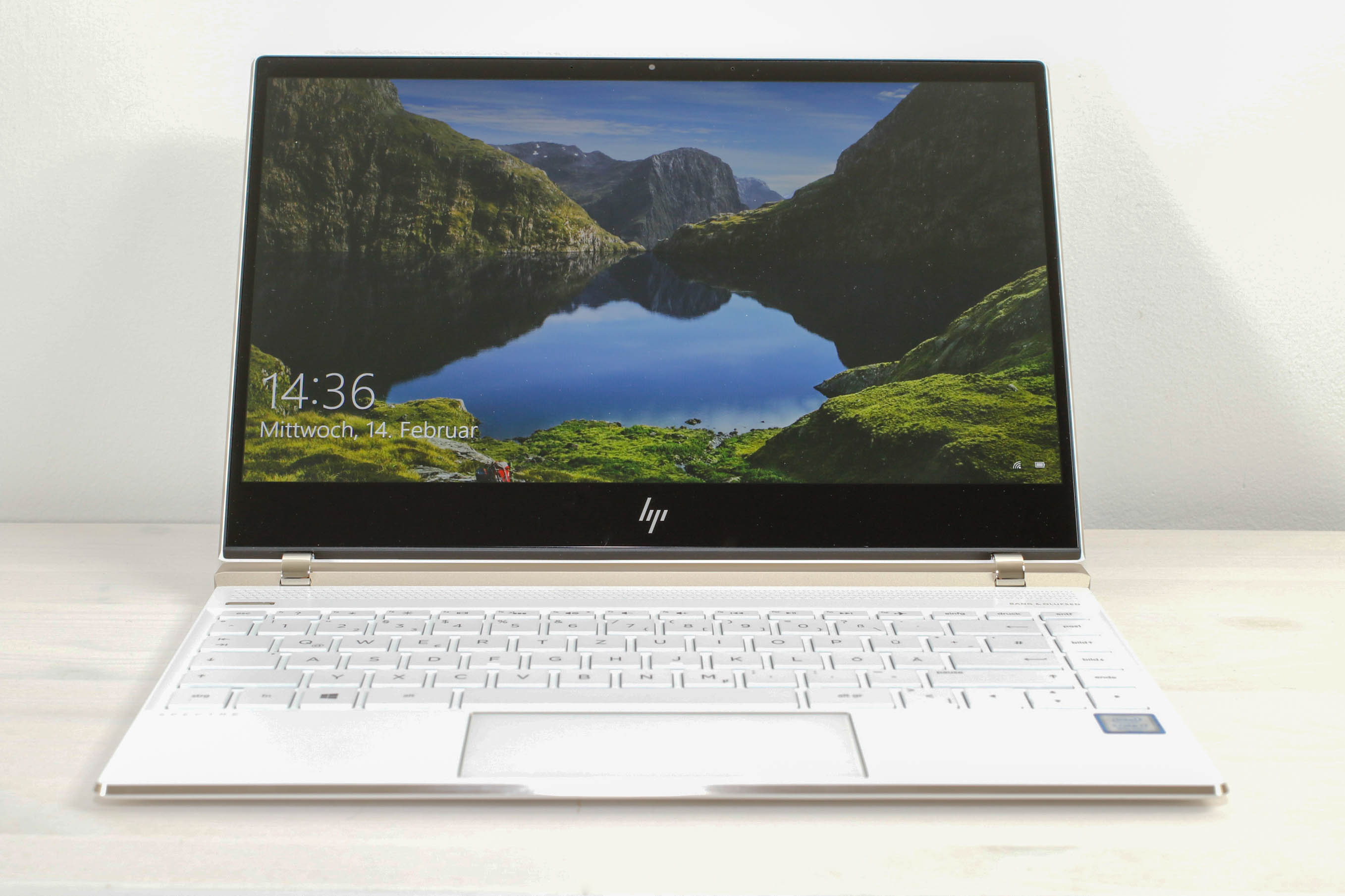 HP Spectre 13-af033ng - Notebookcheck